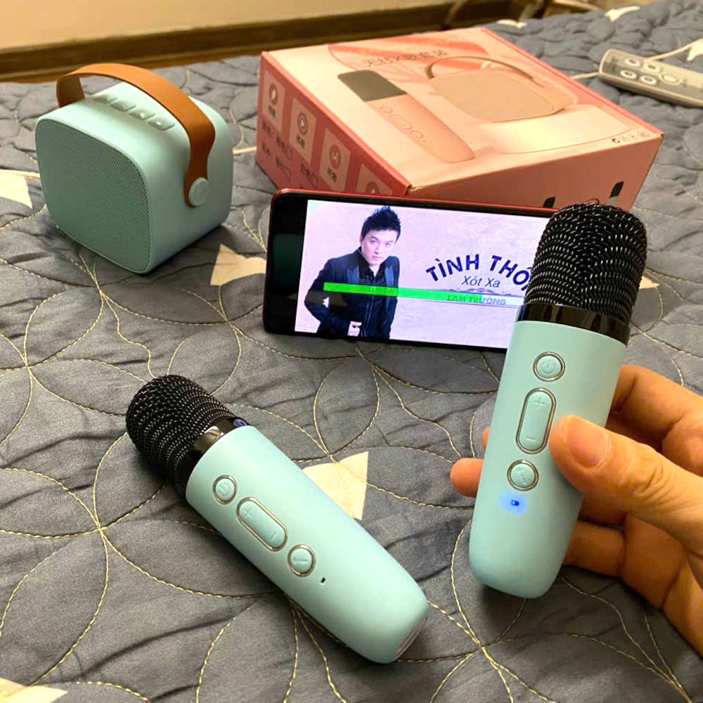 Bộ Loa Bluetooth kèm 02 Micro không dây Karaoke Mini K1 xanh - 399,000 ...